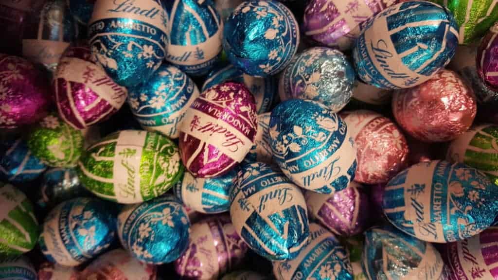ovetti lindt ripieni – Zanieri Dolciumi